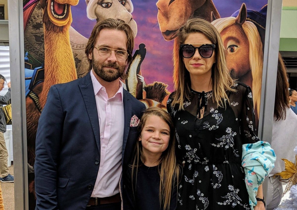 Who Is Holly Revord? The Woman Behind Young Star Raegan Revord ...